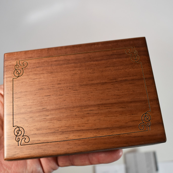 Mikame Changing Card Case: locking | Magic Collectibles