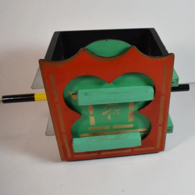 Grants Bamboo Chest and Glass: UF Grant/Mak Magic | Magic Collectibles