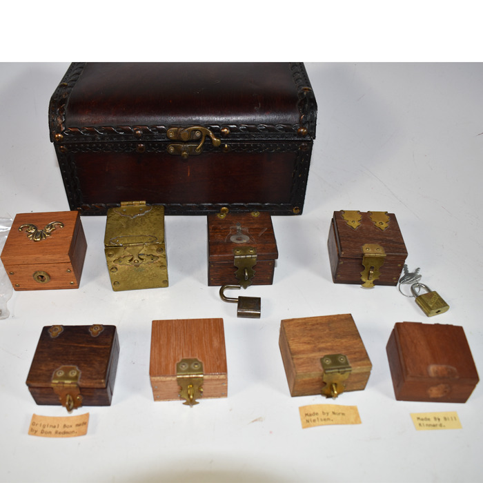 8 vintage Lippincott boxes from the Doc Mossey Collection | Magic ...