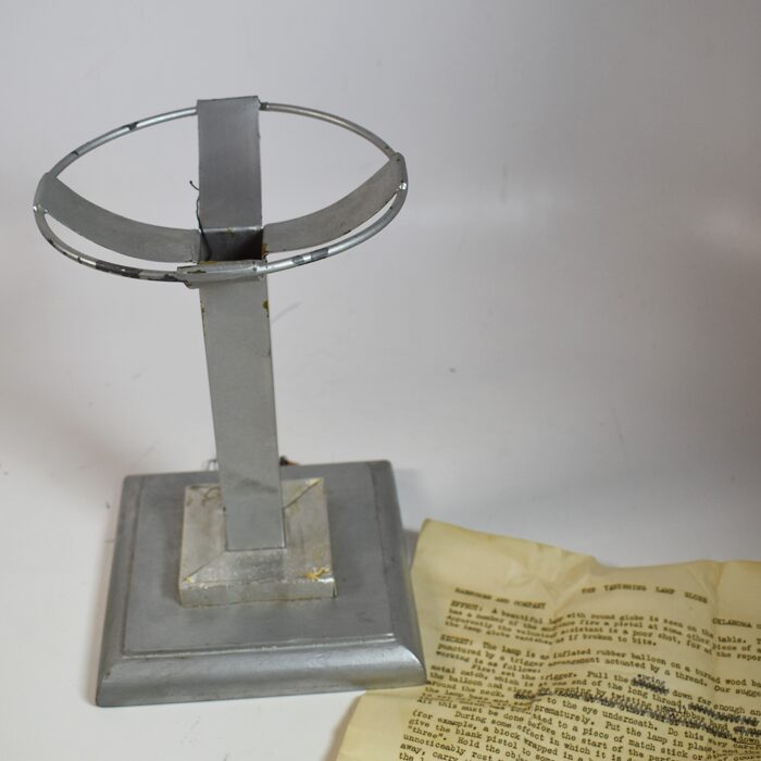 Haenchen The Vanishing Lamp Globe circa 1940 | Magic Collectibles