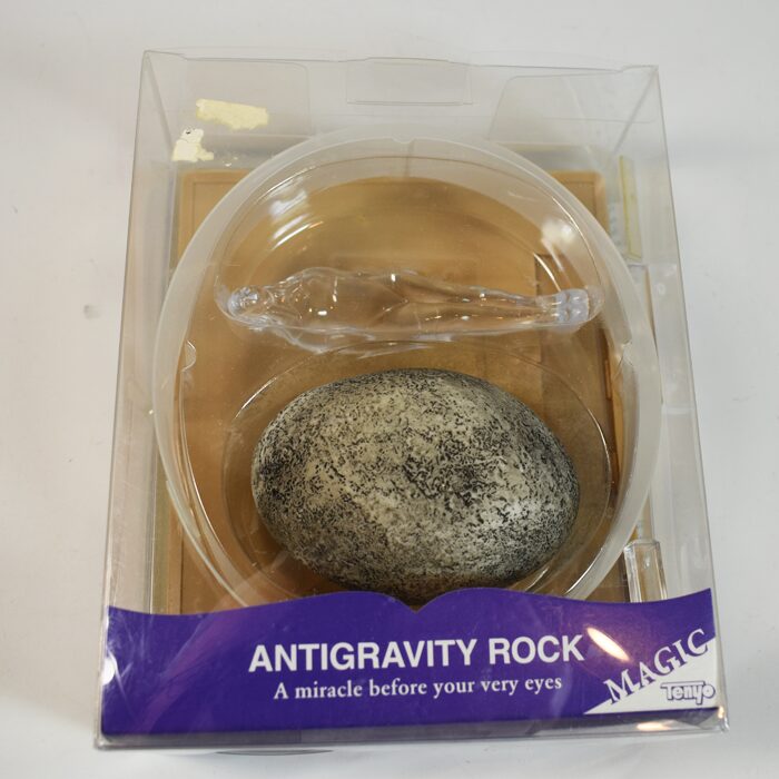 Tenyo Anti Gravity Rock: new in the package | Magic Collectibles