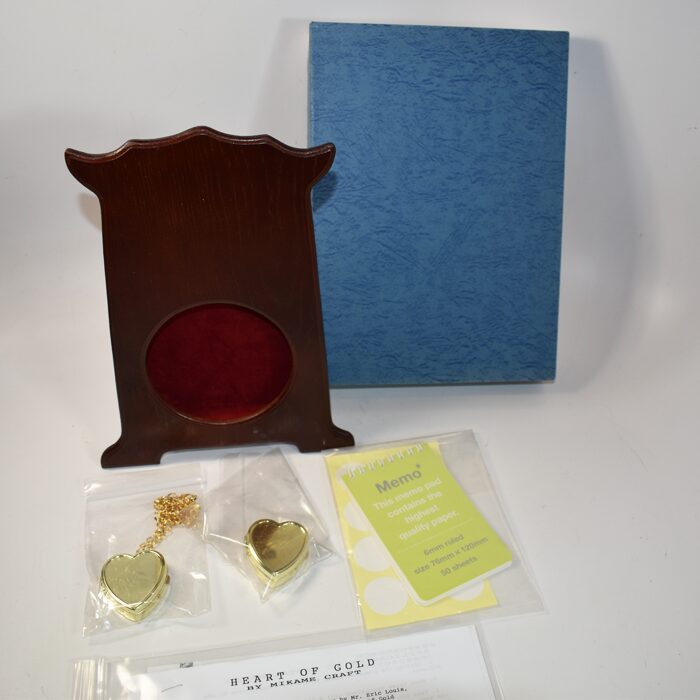 Vintage Mikame Heart of Gold | Magic Collectibles